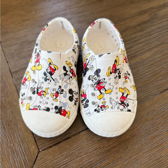 Native Shoes | Shoes | Disney Kids Mickey Mouse Natives White | Poshmark